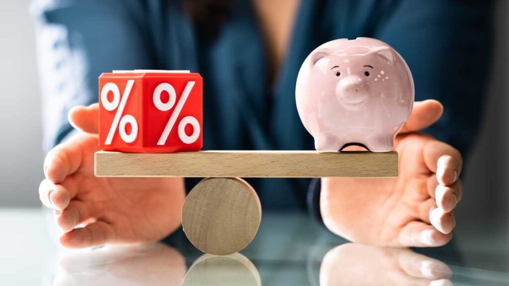 Saving Money Percentage: Save Each Month With Budgeting